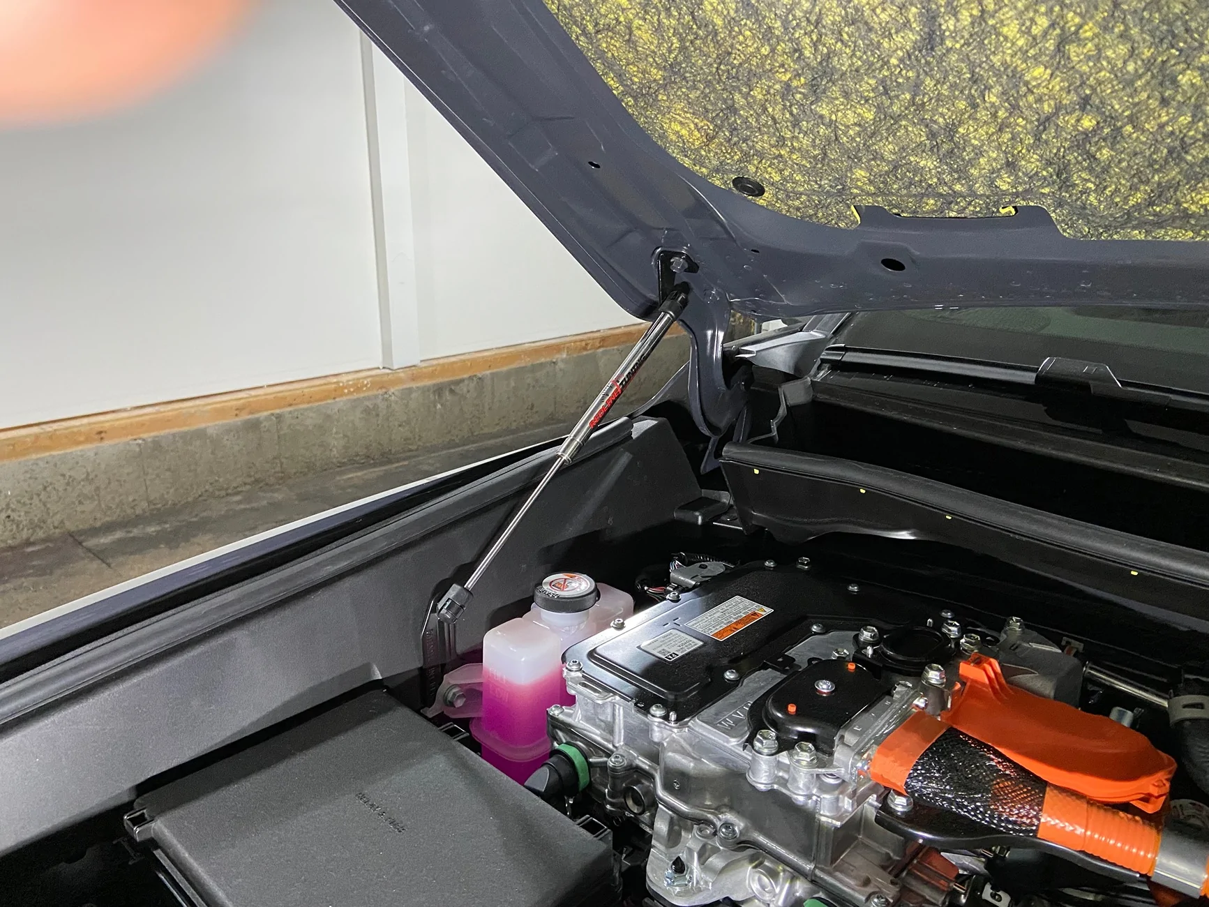 Hood gas lift spring install | 2025+ 4Runner Forum (6th Gen) Community ...